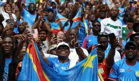 R D CONGO : La police tire des coups de feu en l'air pour disperser la ...